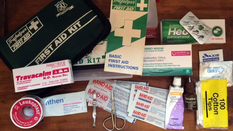 What should you carry in your personal scuba diving first aid kit